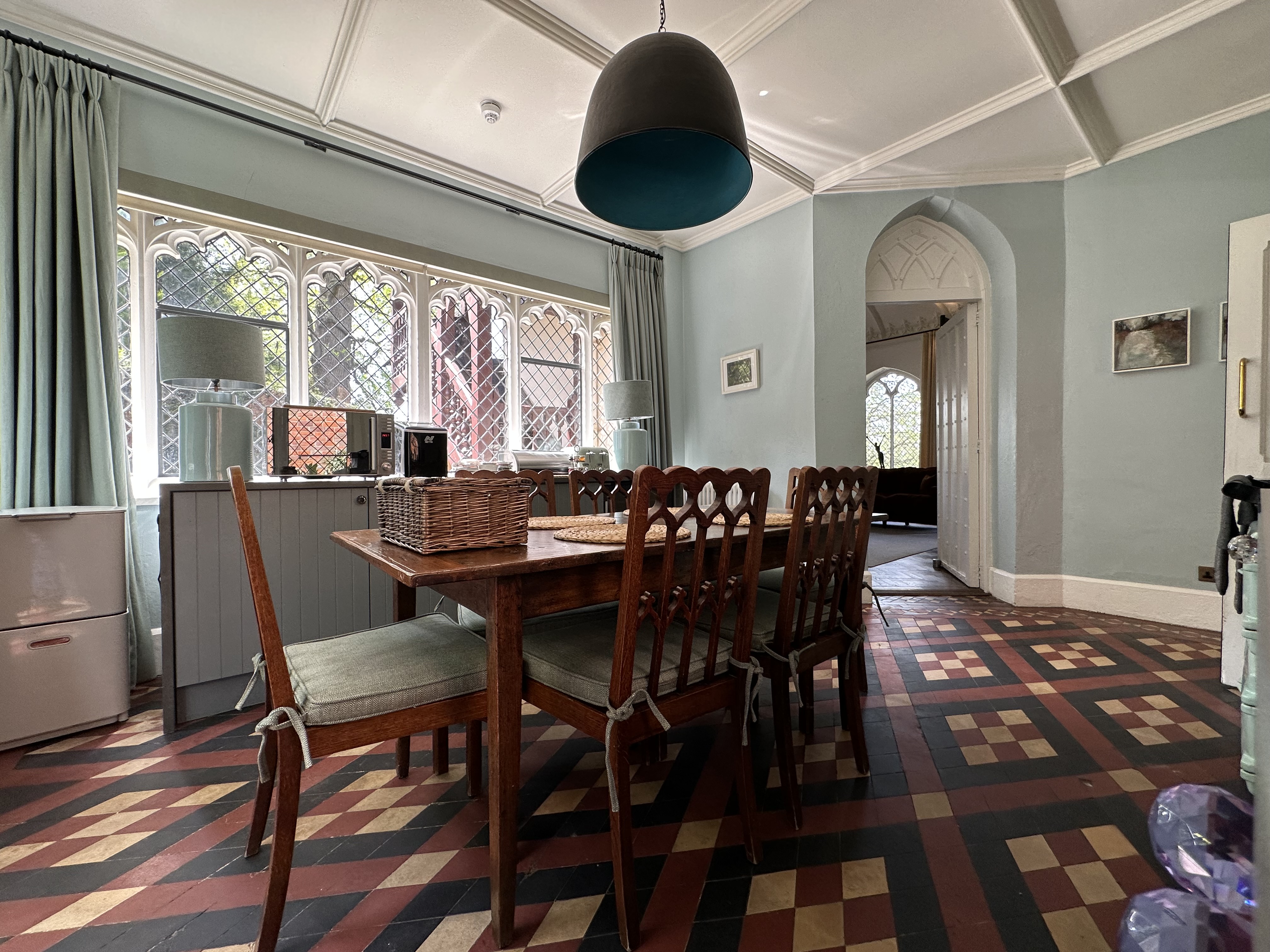 Luxury Berkshire Spring Cottage | Cliveden House, 5 Star Hotel